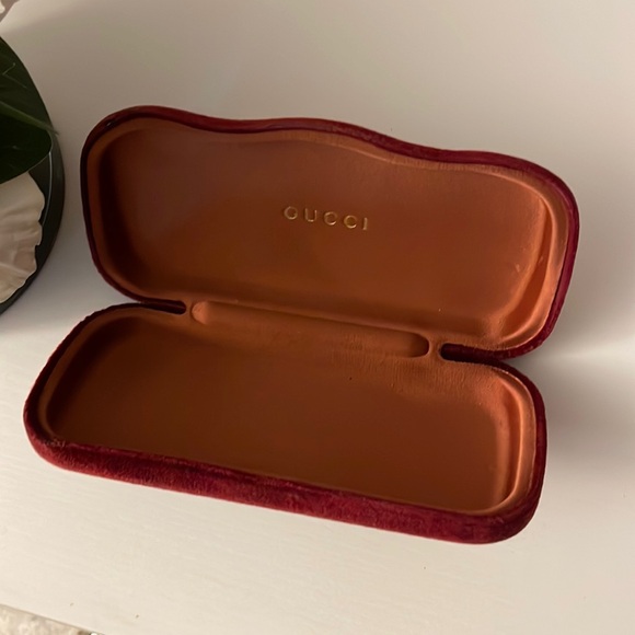 Gucci | Accessories | Gucci Glass Case Purple Velour Velvet Large ...